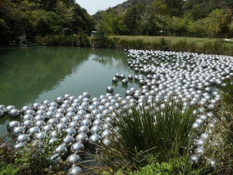 Highlights of Japan's stunning south - TRAVEL COCKTAIL